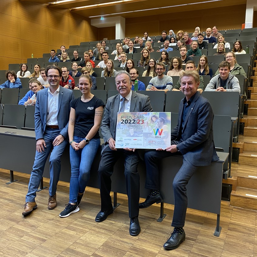 Stadt Wels und FH OÖ Campus Wels präsentieren F(H)UN CARD für ...